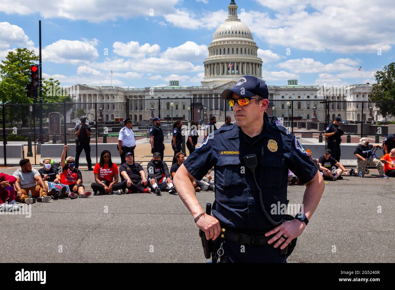 Capitol police cp hi-res stock photography and images - Alamy