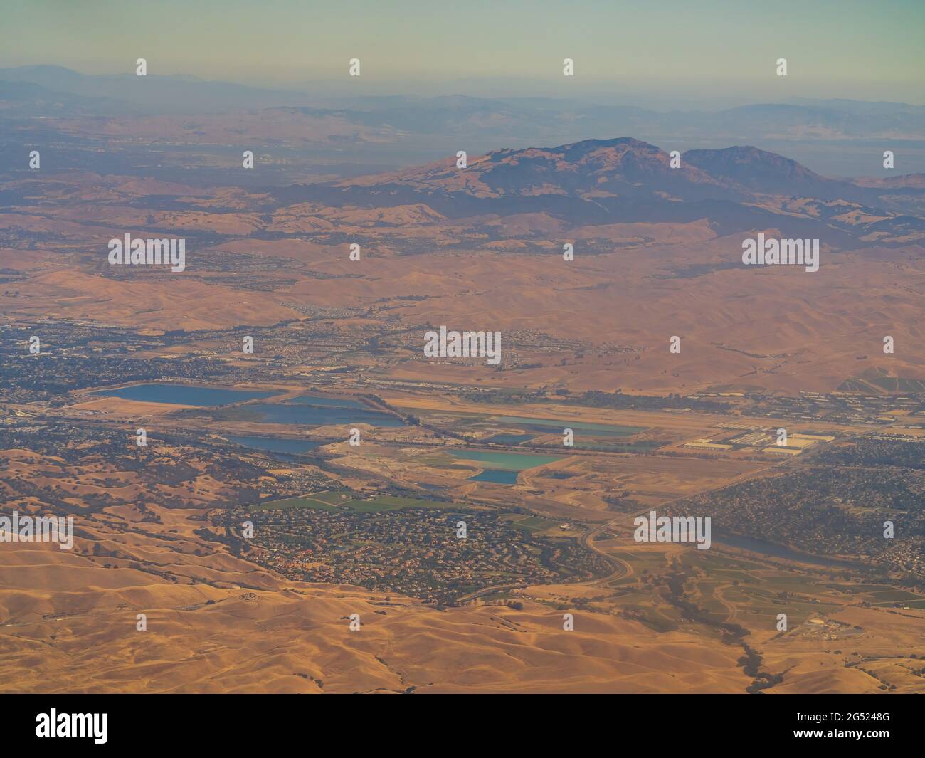 Shadow cliffs regional recreation area hi-res stock photography and ...