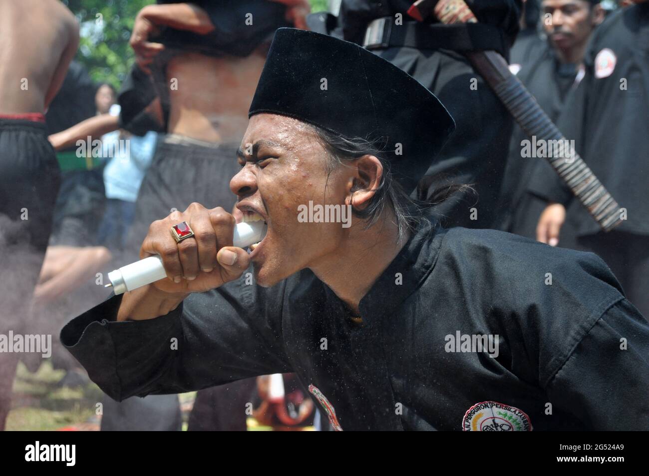 Indonesia traditional blood ceremony hi-res stock photography and ...