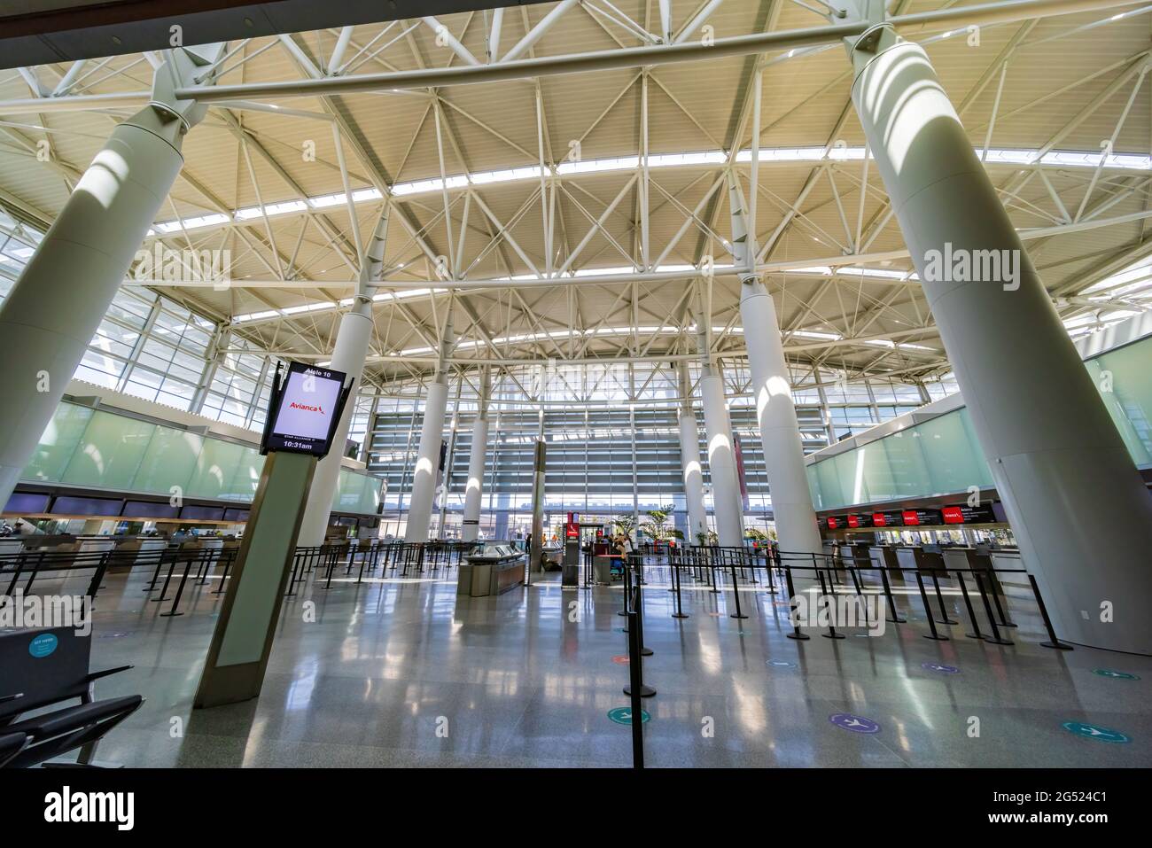 San Francisco, MAY 19, 2021 - Check in counter of the airport Stock ...