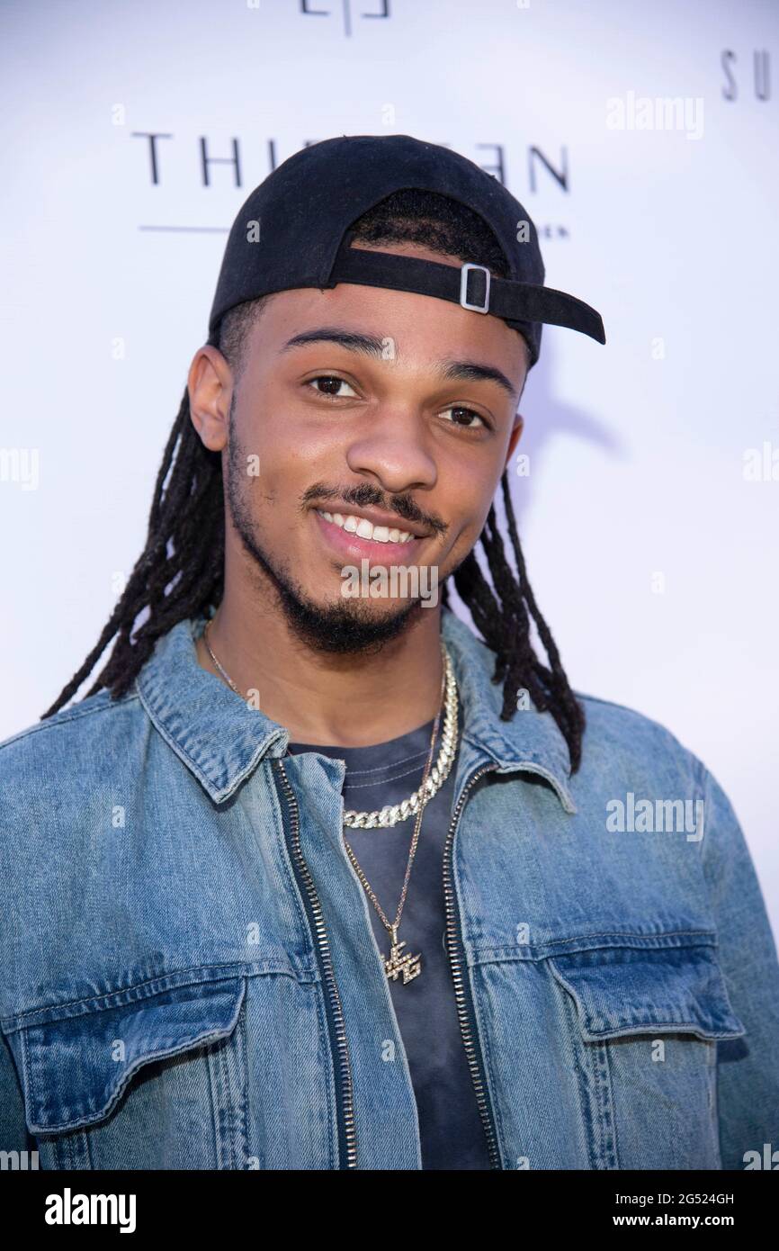Tone stith hi-res stock photography and images - Alamy