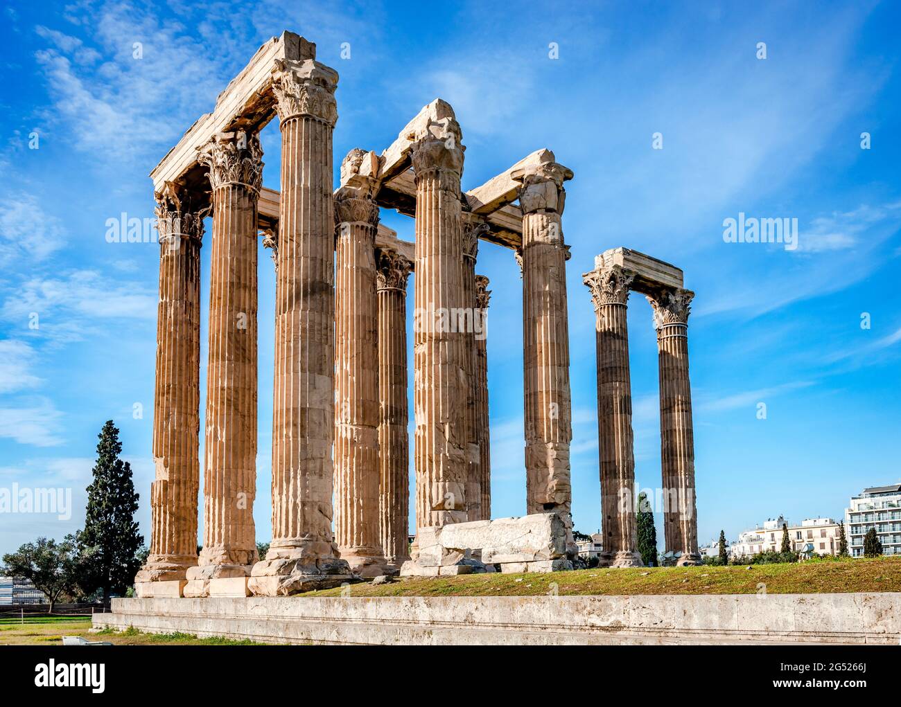 View of the Temple of Olympian Zeus aka the Olympieion or Columns of ...