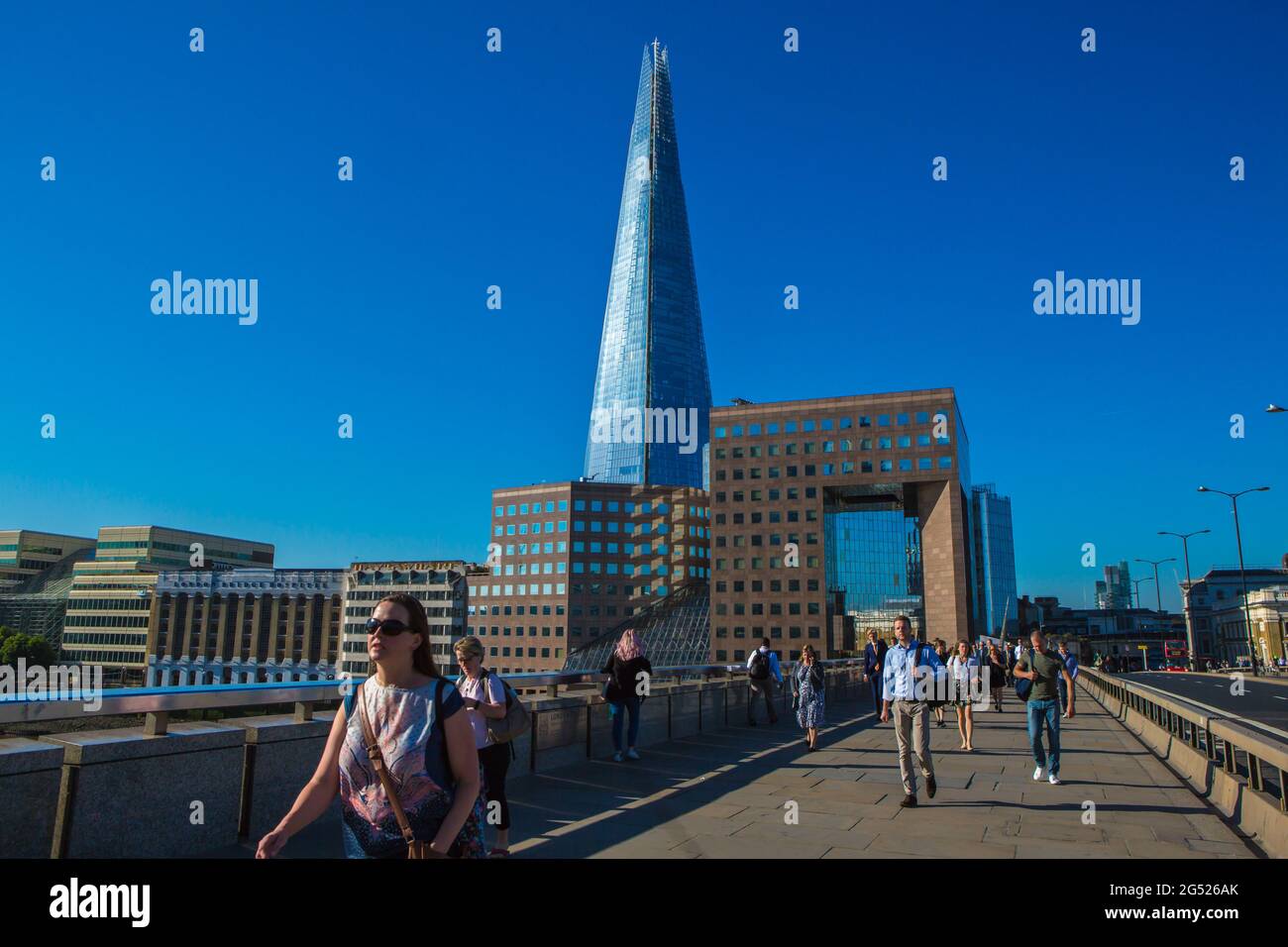 UNITED KINGDOM. LONDON. LONDON BRIDGE (THE SHARD, IN THE BACKGROUND ...