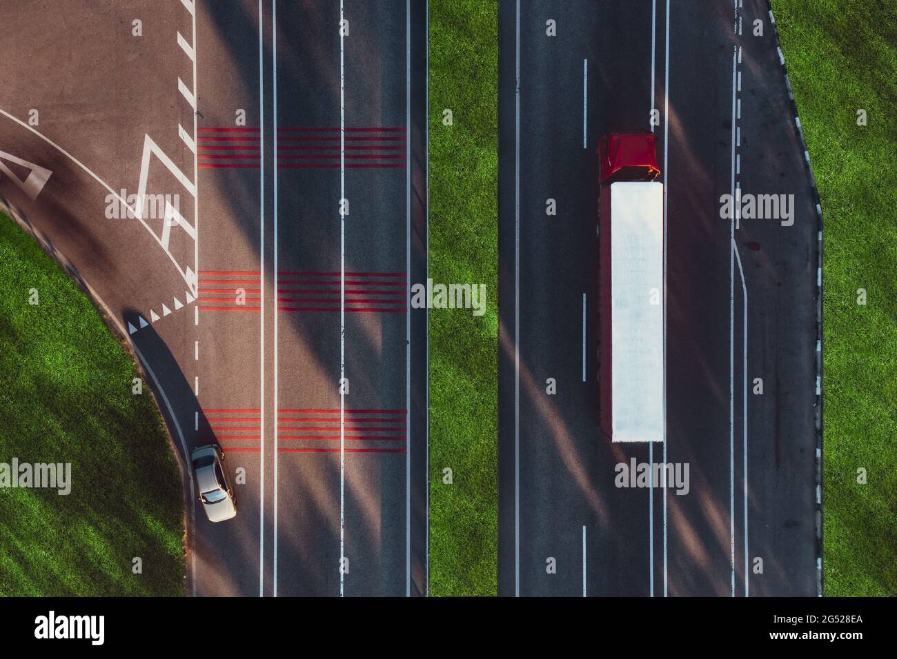 Lorry delivering overhead shot hi-res stock photography and images - Alamy