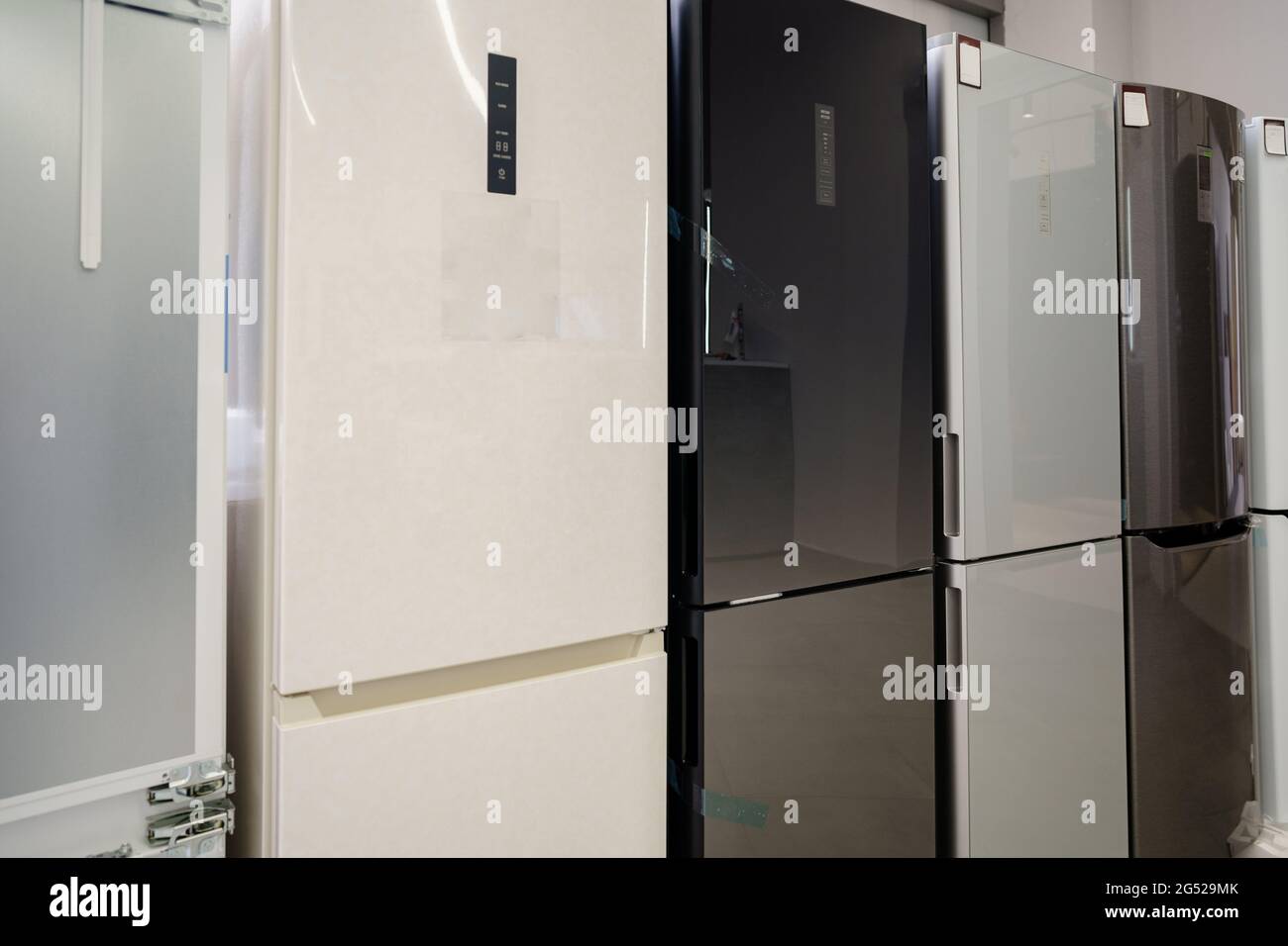 Commercial fridges hi-res stock photography and images - Alamy