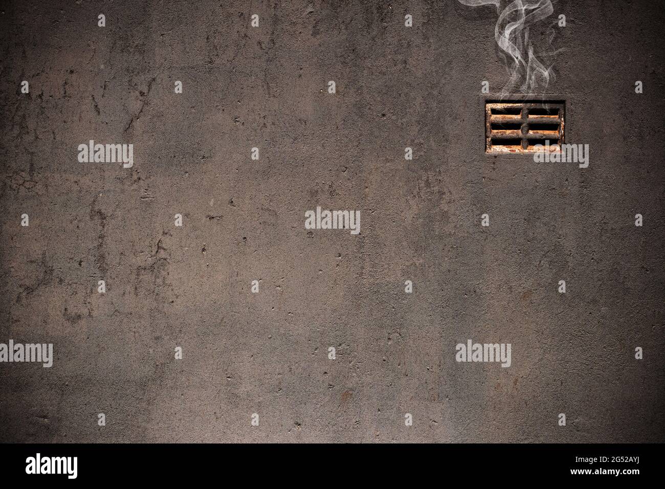 Smoke corner hi-res stock photography and images - Alamy