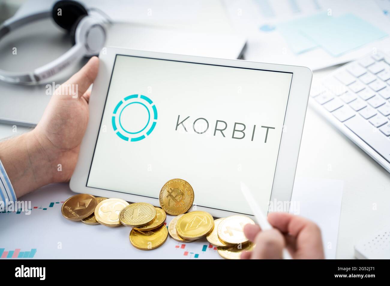 Korbit hi-res stock photography and images - Alamy