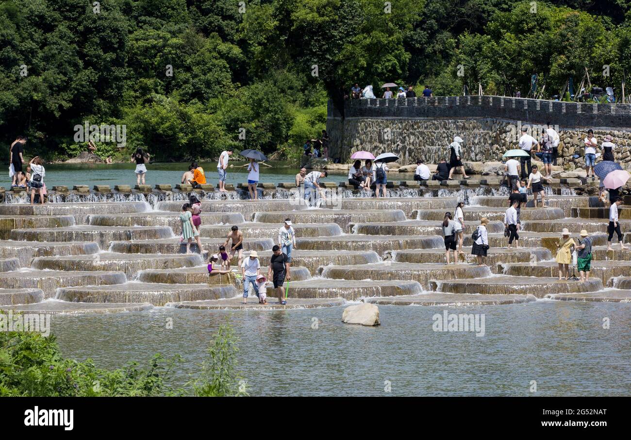 Beilun river hi-res stock photography and images - Alamy