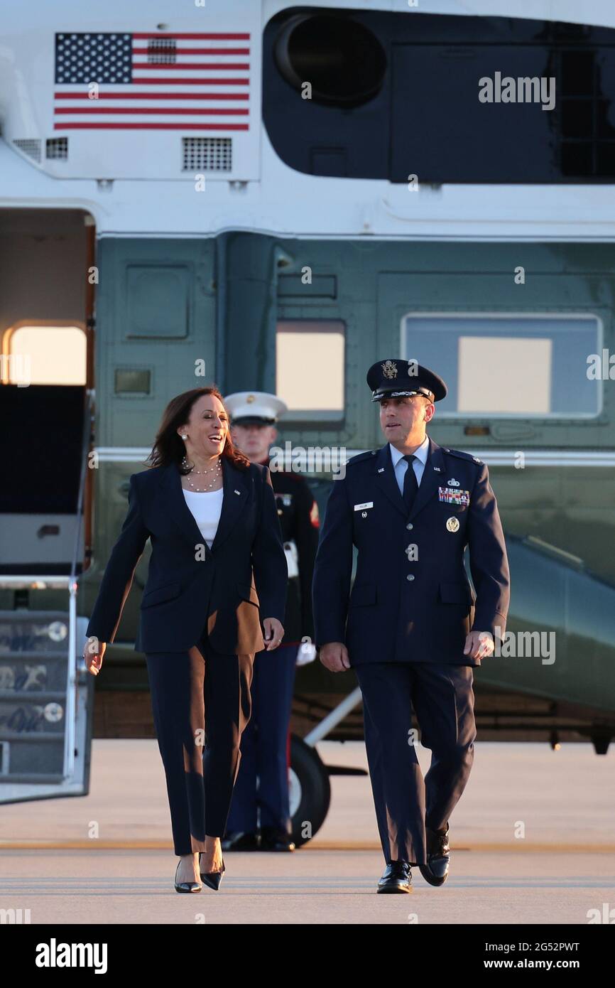 Col harris hi-res stock photography and images - Alamy