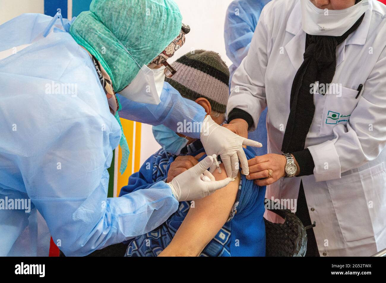 vaccination covid maroc Stock Photo - Alamy