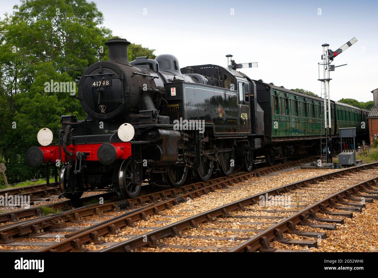 Ivatt class 2 6 2 tank engine hi-res stock photography and images - Alamy