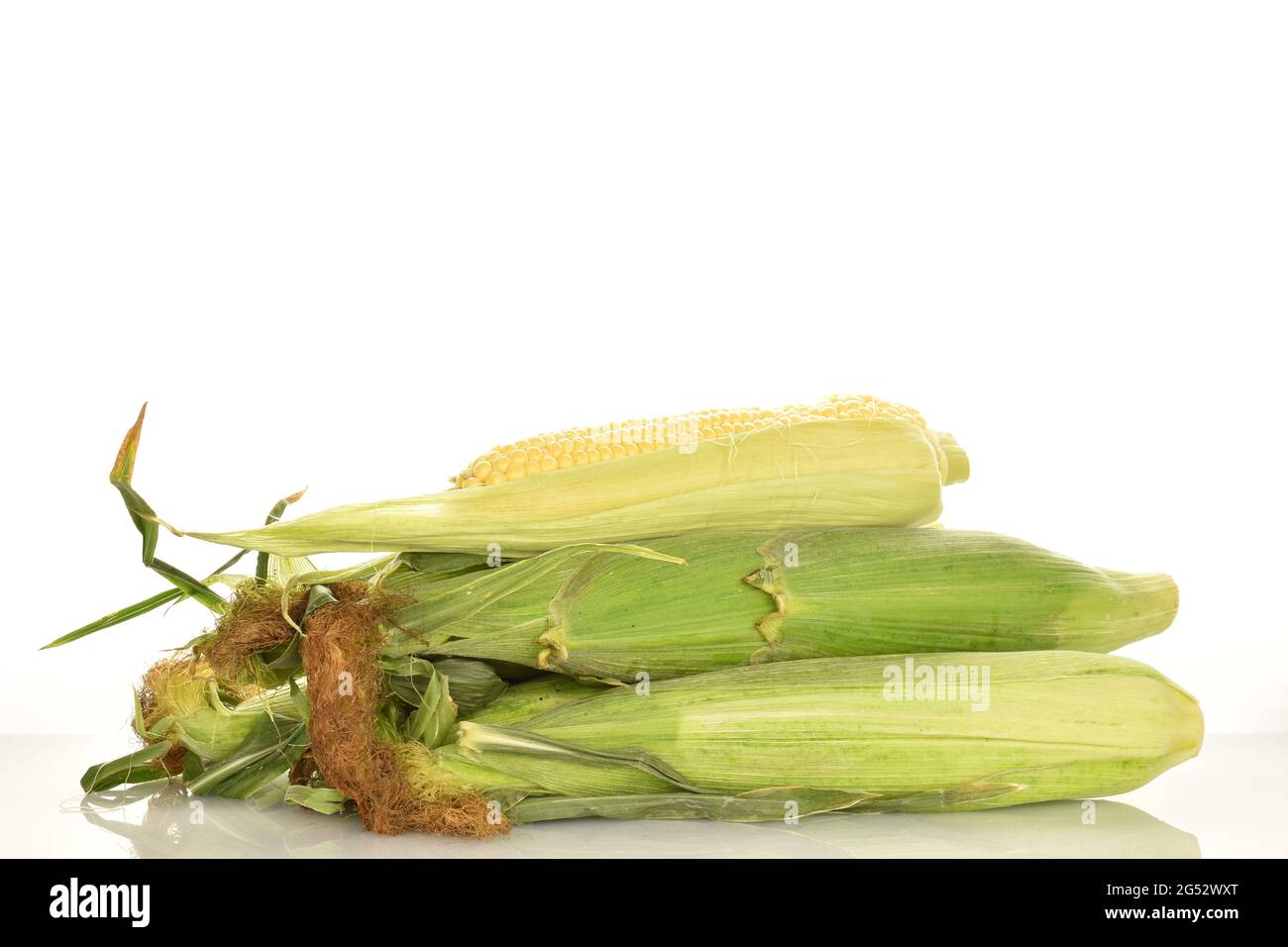 Several corn cobs hi-res stock photography and images - Alamy