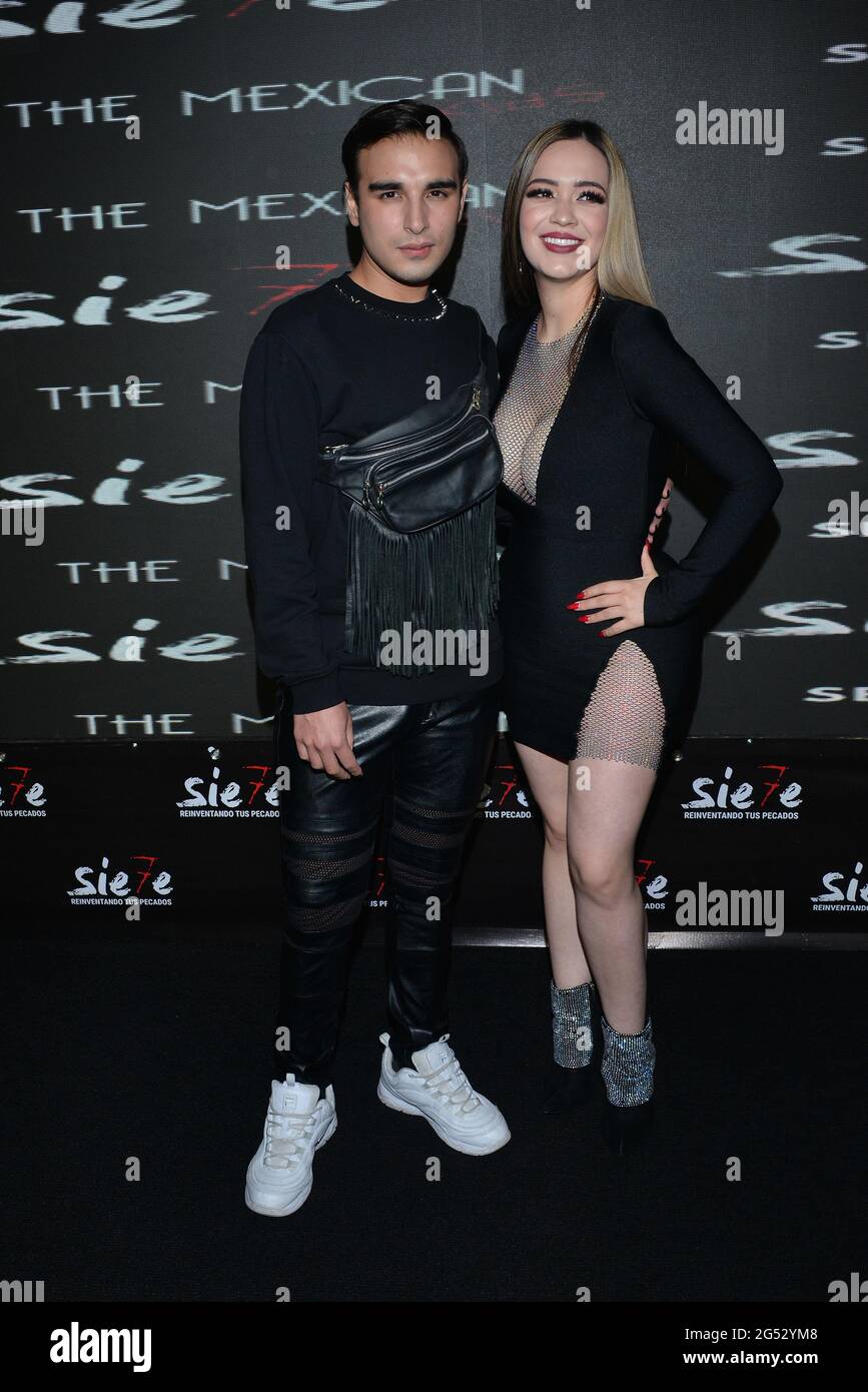 Lara felix hi-res stock photography and images - Alamy