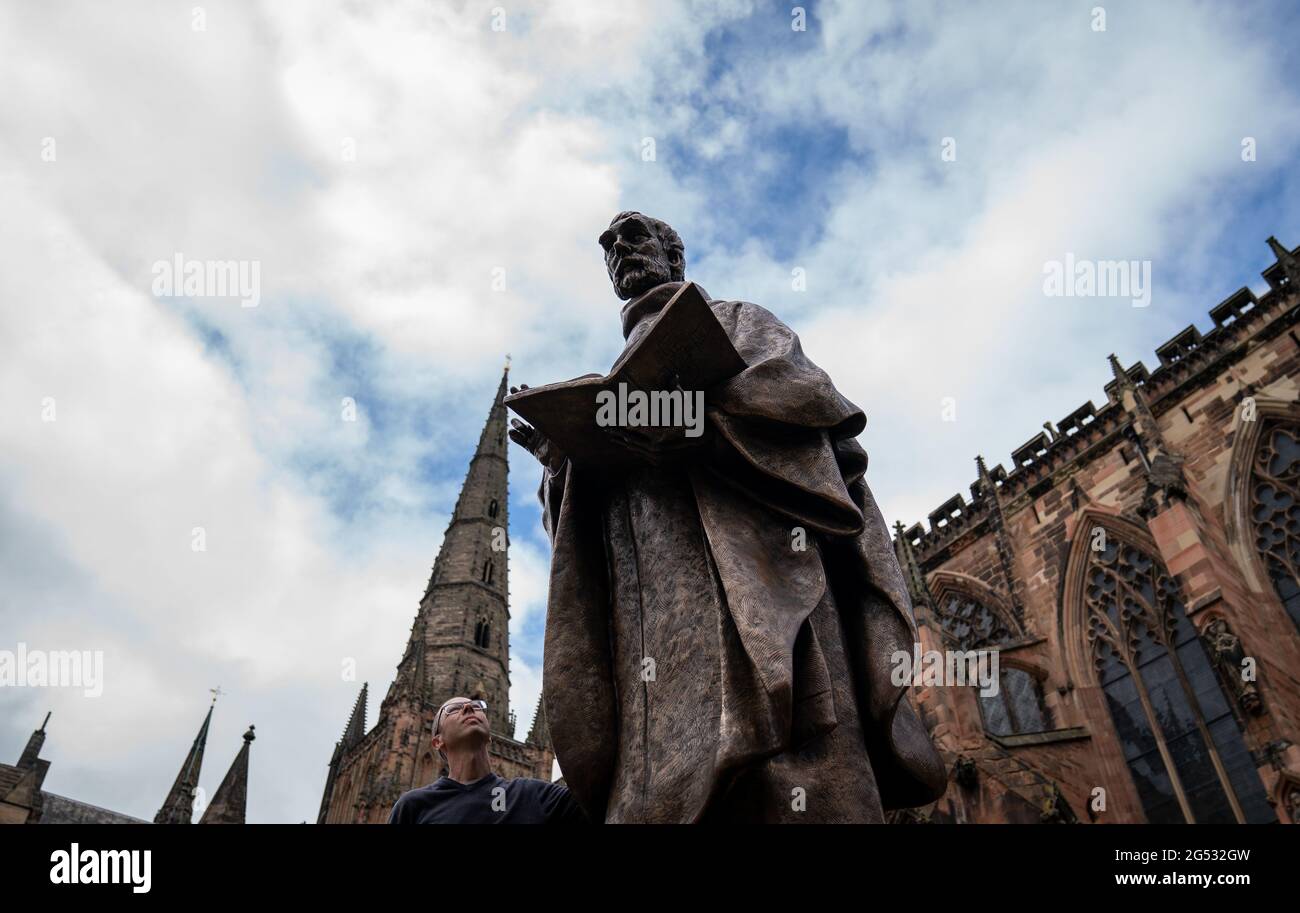 Sculptor Peter Walker with his bronze statue of St Chad, first Bishop ...