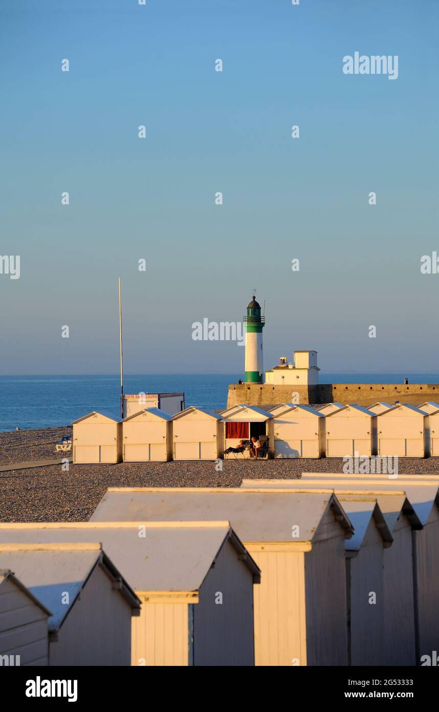 FRANCE, SEINE-MARITIME (76) NORMANDY, COTE D'OPALE, LE TREPORT, BEACH ...