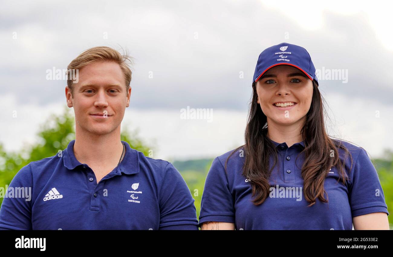 Lauren rowles laurence whiteley hi-res stock photography and images - Alamy