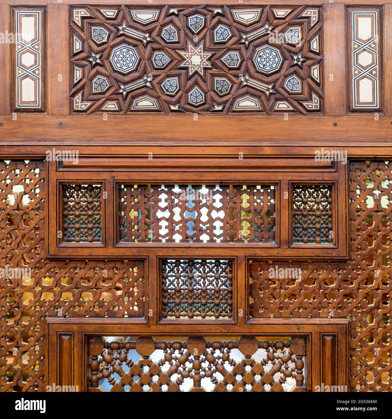 Architectural arabesque hi-res stock photography and images - Alamy