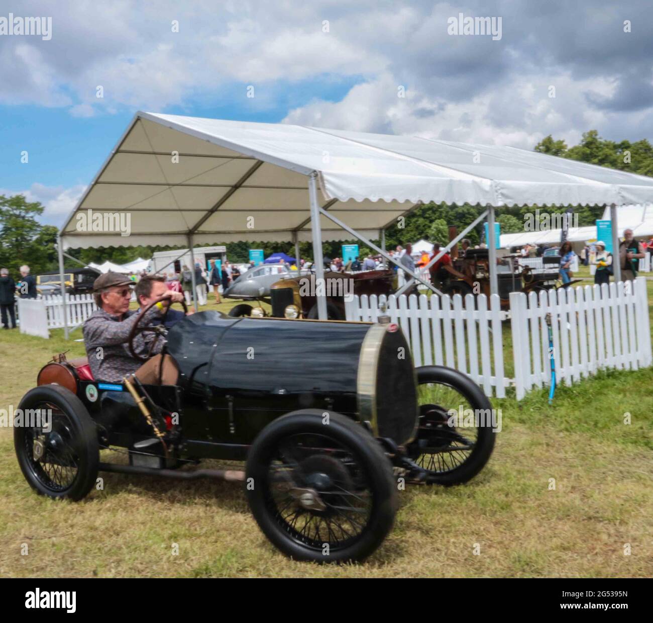 London, UK. 25th June, 2021. The London Classic Car Show comes to Syon ...