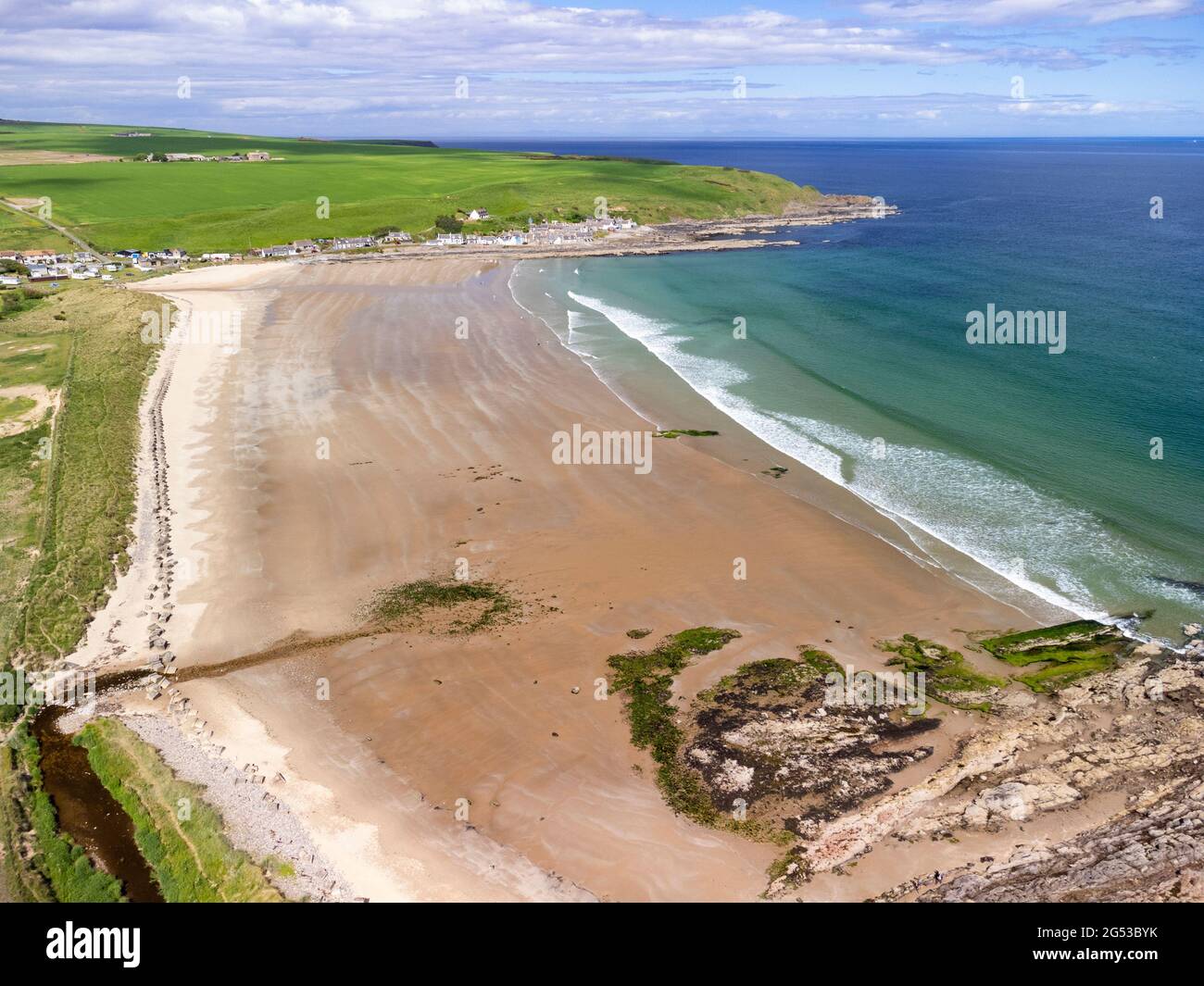 Scottish scenery harbours hi-res stock photography and images - Alamy