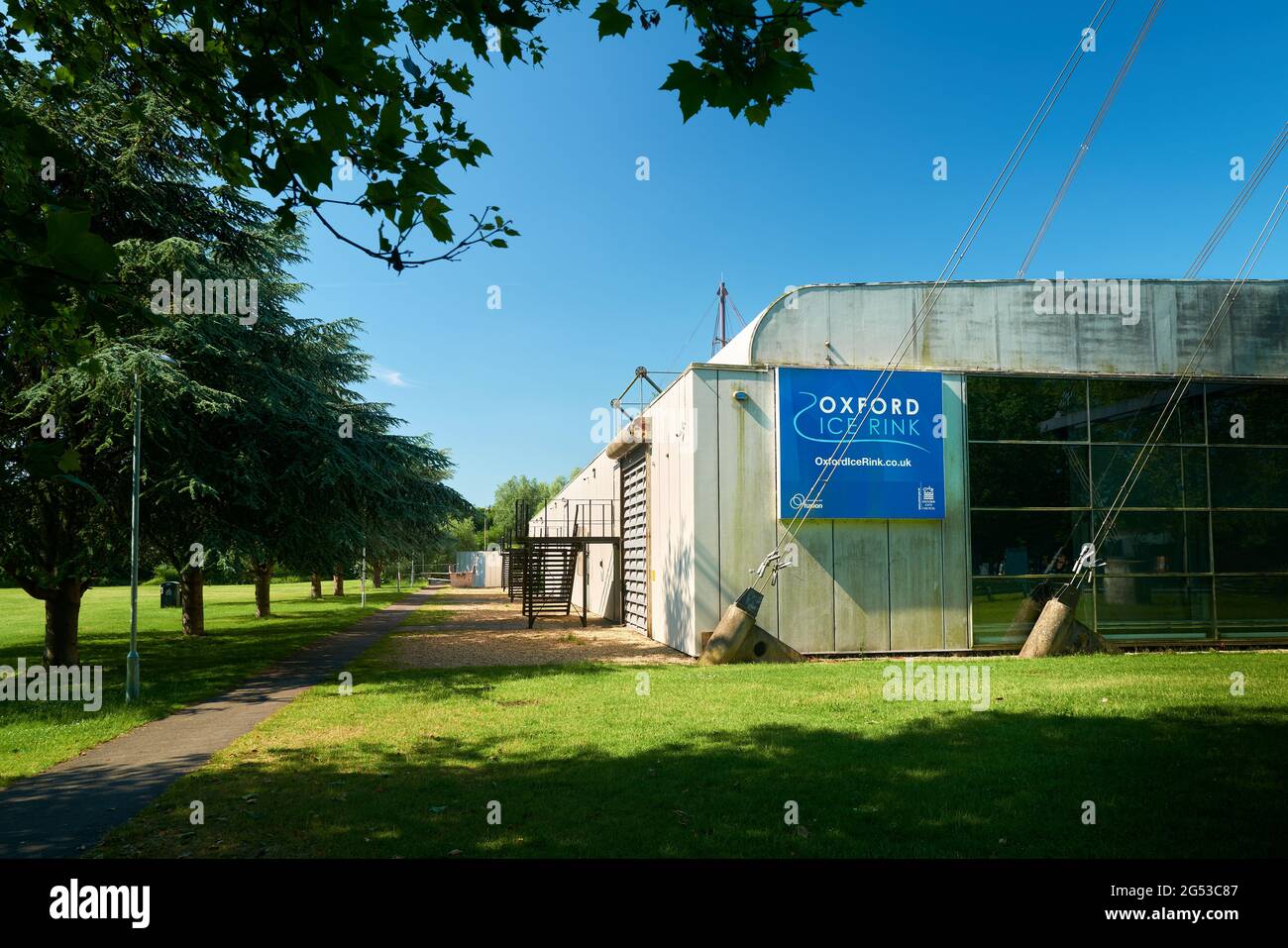 The ice rink at Oxford, England Stock Photo - Alamy