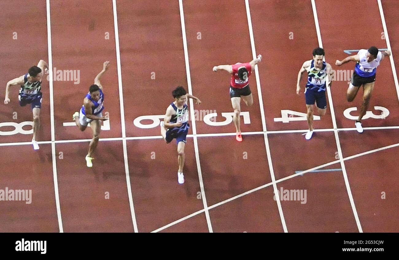 Osaka, Japan. June 25, 2021: Shuhei Tada (Lane 6) wins the men's 100 ...