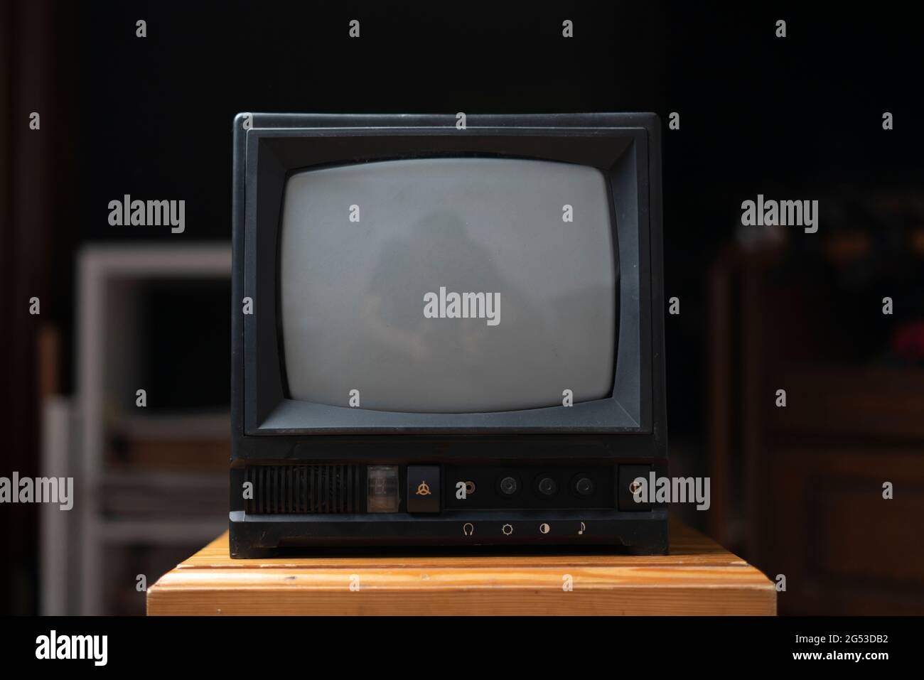 the old fashioned vintage tv television on the shelf at home Stock ...