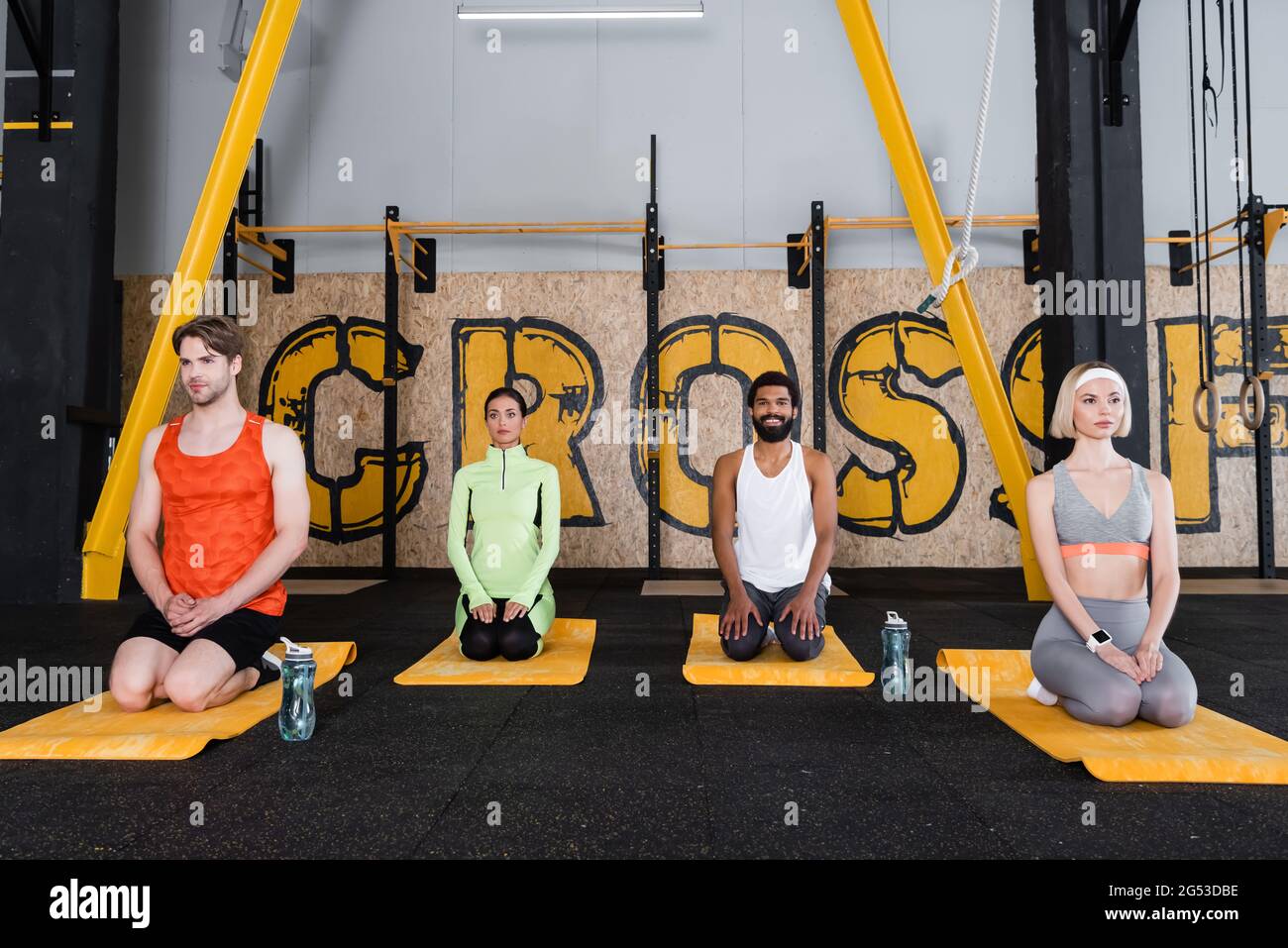 Thunderbolt pose hi-res stock photography and images - Alamy