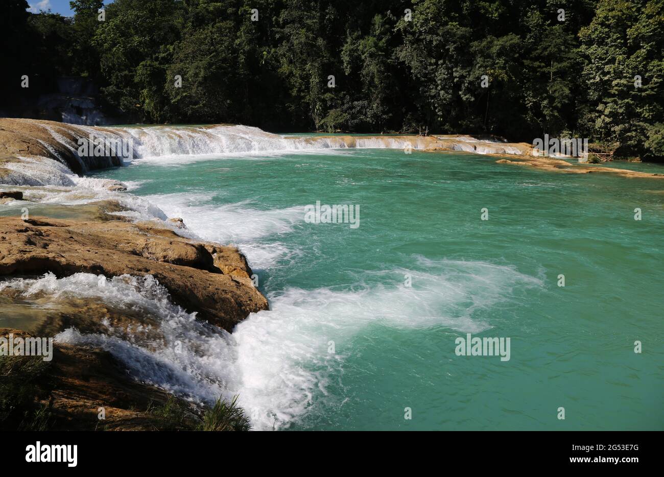 Waterfalls in Agua Azul National Park, Mexico Stock Photo - Alamy