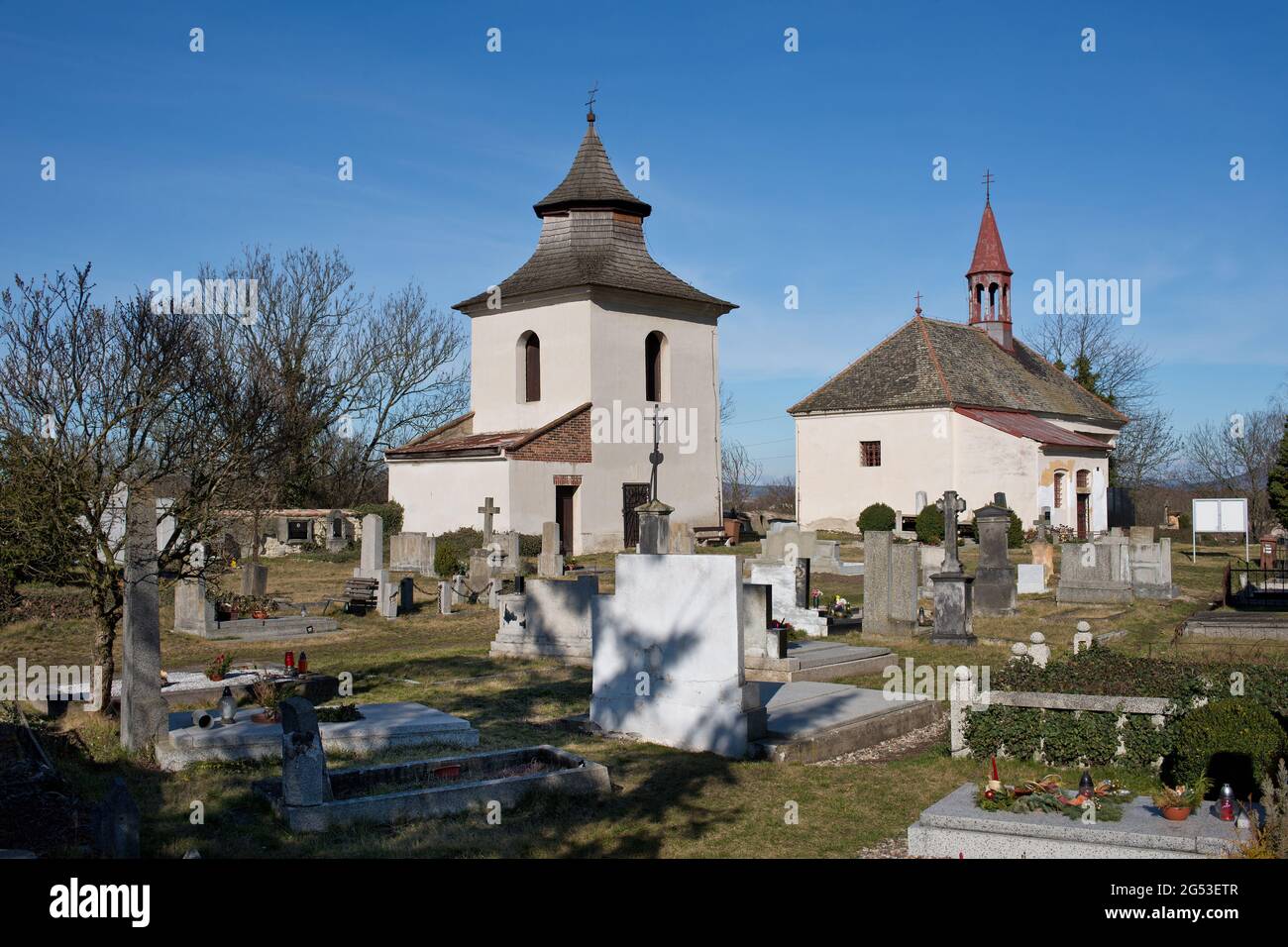 Small church in the cemetery Stock Photo - Alamy