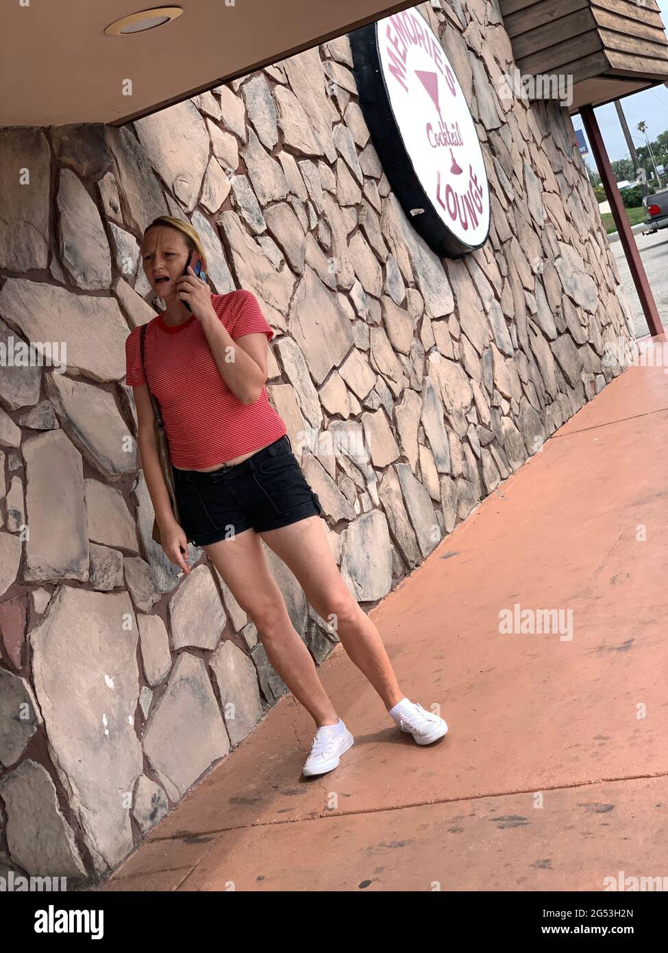 Drinking at a dive bar hi-res stock photography and images - Alamy