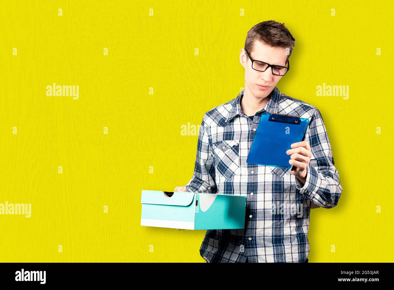 Male postman hi-res stock photography and images - Alamy