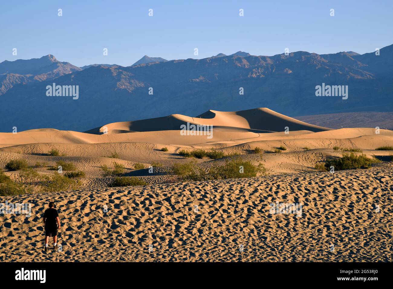Death Valley landscape Stock Photo - Alamy