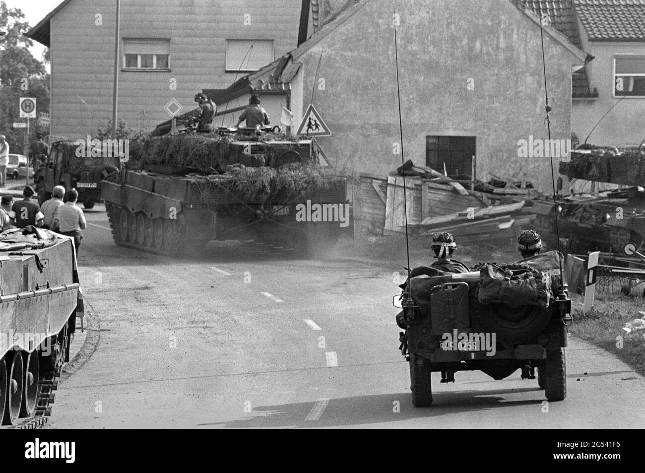 Leopard 2 and tank Black and White Stock Photos & Images - Alamy