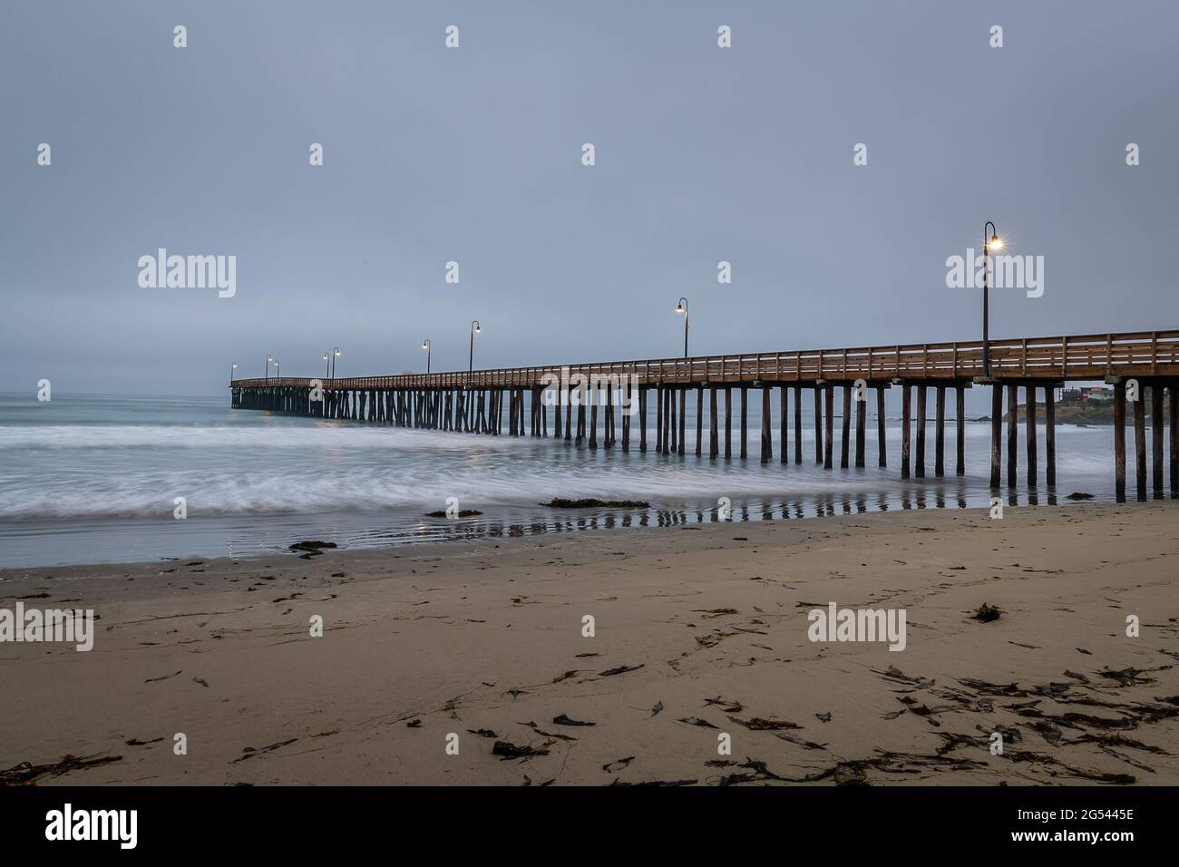 Cayucos Beach Pier Stock Photo - Alamy