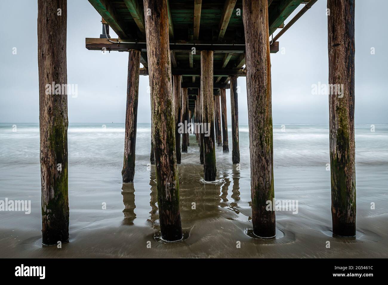 Cayucos Beach Pier Stock Photo - Alamy