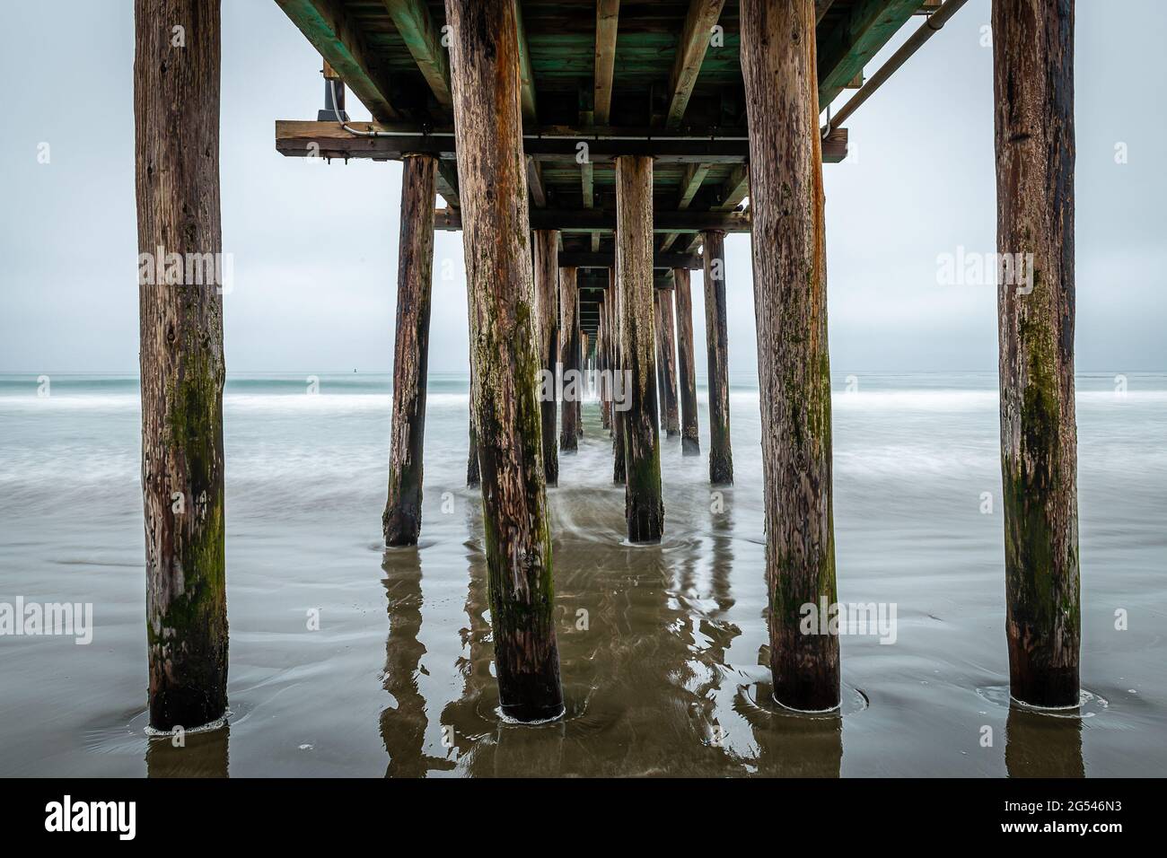 Cayucos Beach Pier Stock Photo - Alamy