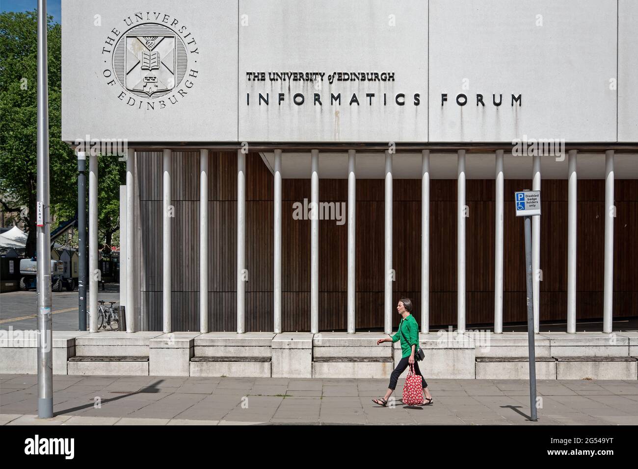 Edinburgh university building hi-res stock photography and images - Alamy