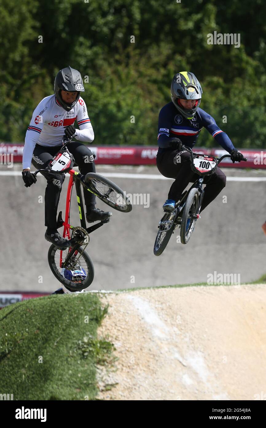 Kye WHYTE of Great Britain (5) and Romain MAHIEU of France (100 ...