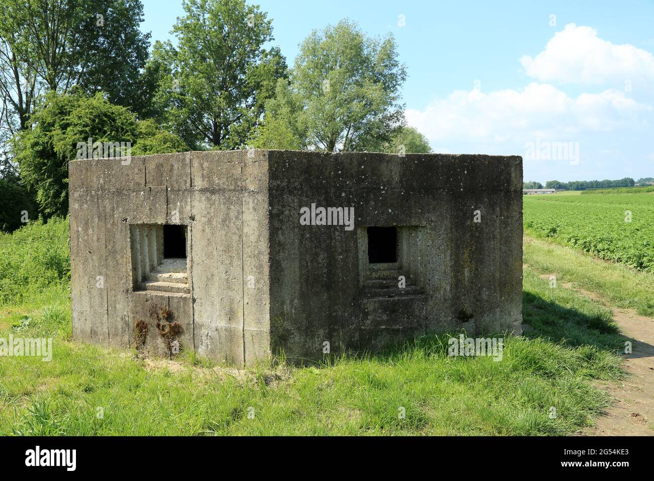 Ww2 architecture hi-res stock photography and images - Alamy