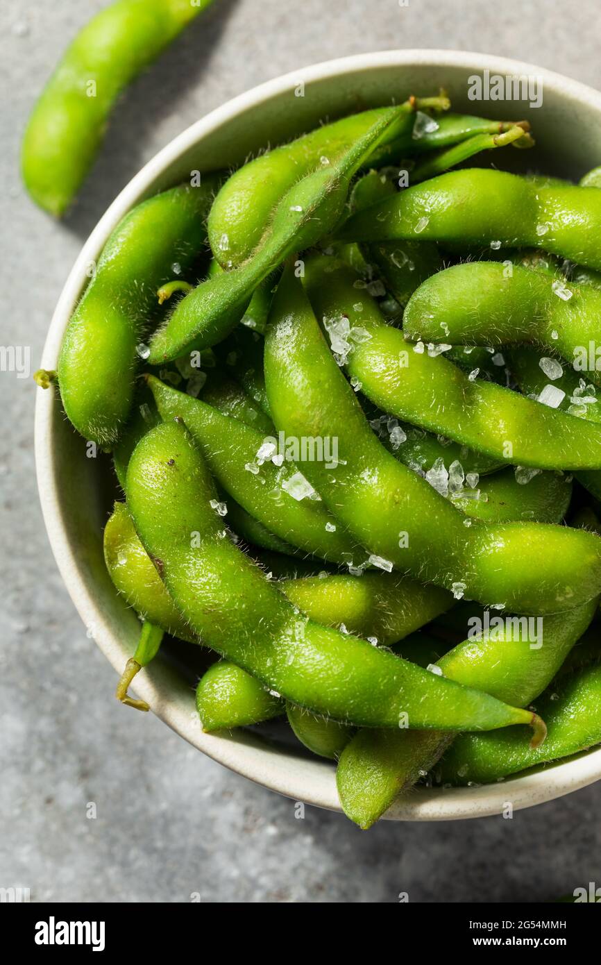 Organic Green Edamame Beans with Sea Salt Stock Photo - Alamy