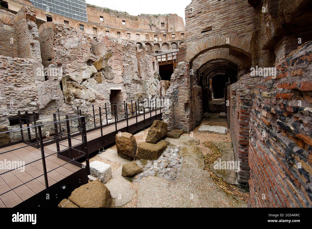 Restoration of the colosseum hi-res stock photography and images - Alamy