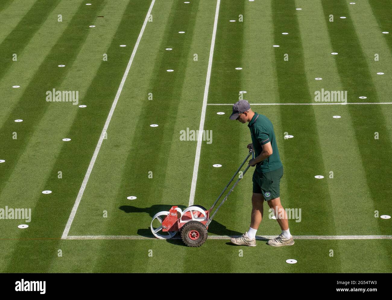 Marking out ground for lawn hi-res stock photography and images - Alamy