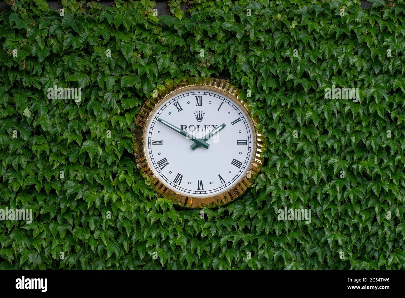 Rolex clock wimbledon hi-res stock photography and images - Alamy