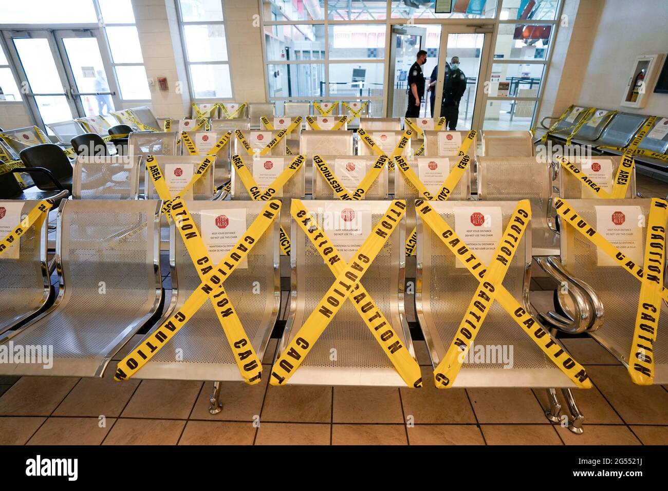 U s mexico border inspection hi-res stock photography and images - Alamy