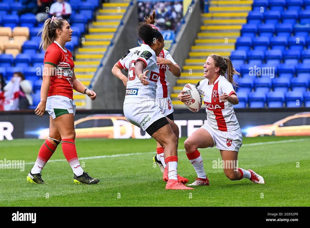 Tara jones hi-res stock photography and images - Alamy