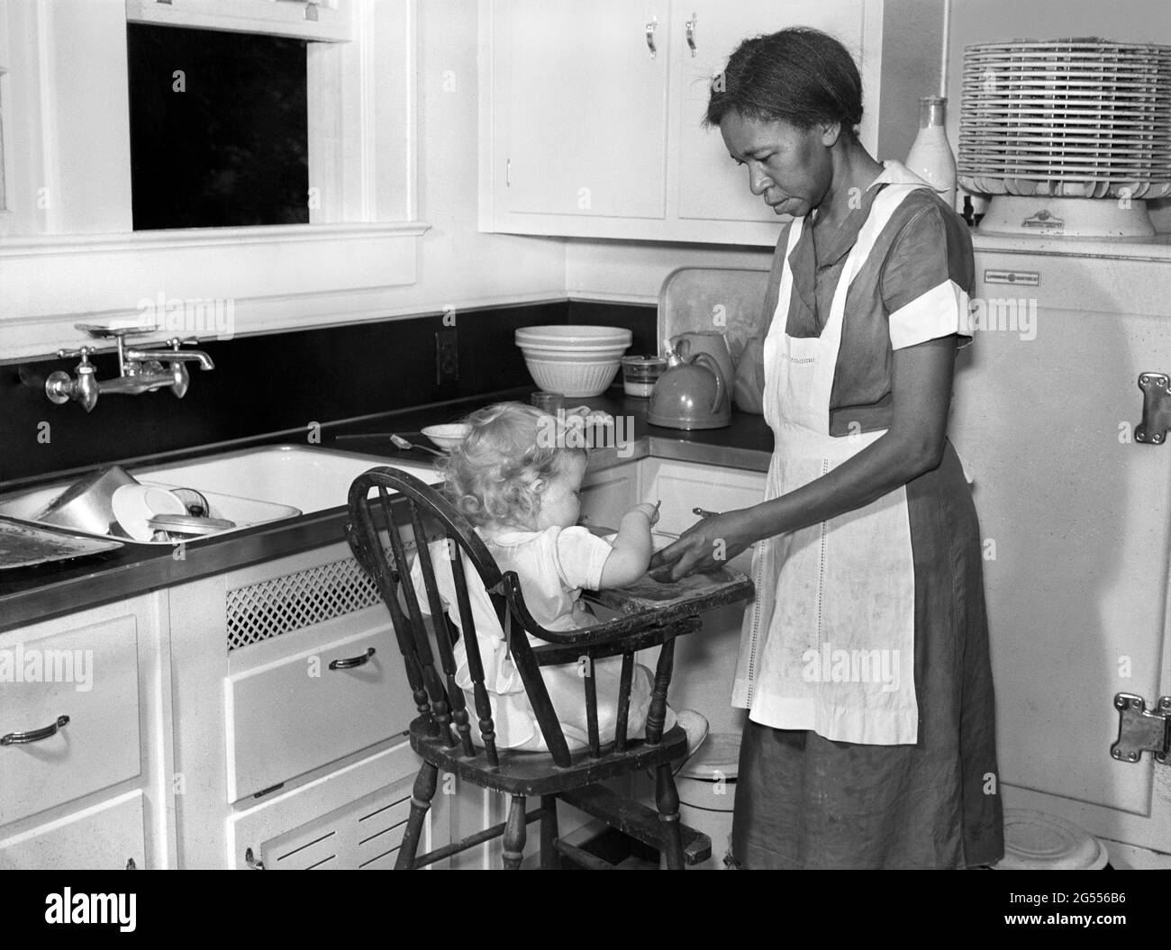 African american domestic worker hi-res stock photography and images ...
