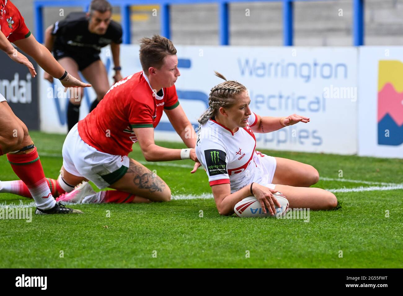 Caitlin beevers 2021 hi-res stock photography and images - Alamy