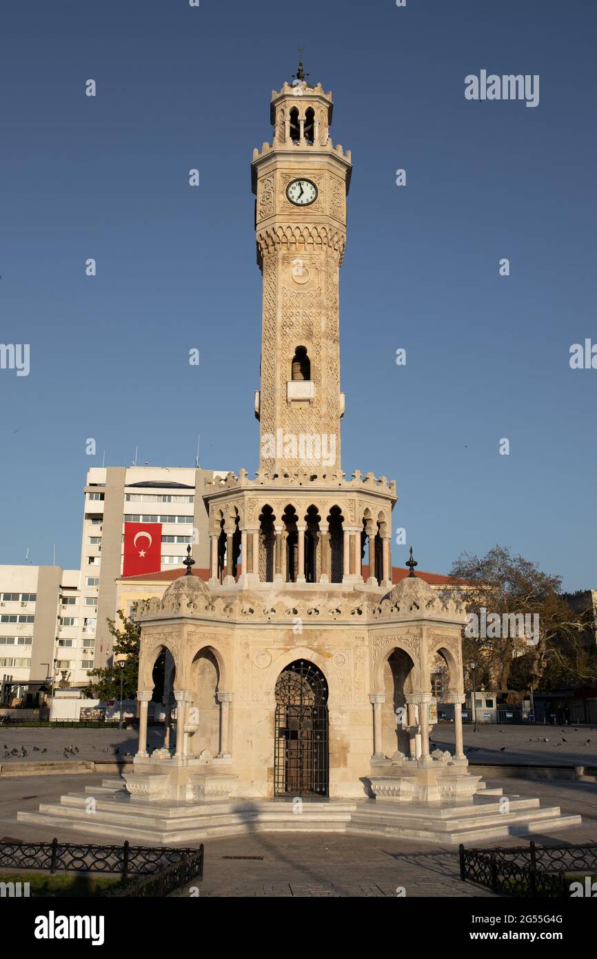 Izmir Clock Tower in Konak Square, Izmir City, Turkey Stock Photo - Alamy