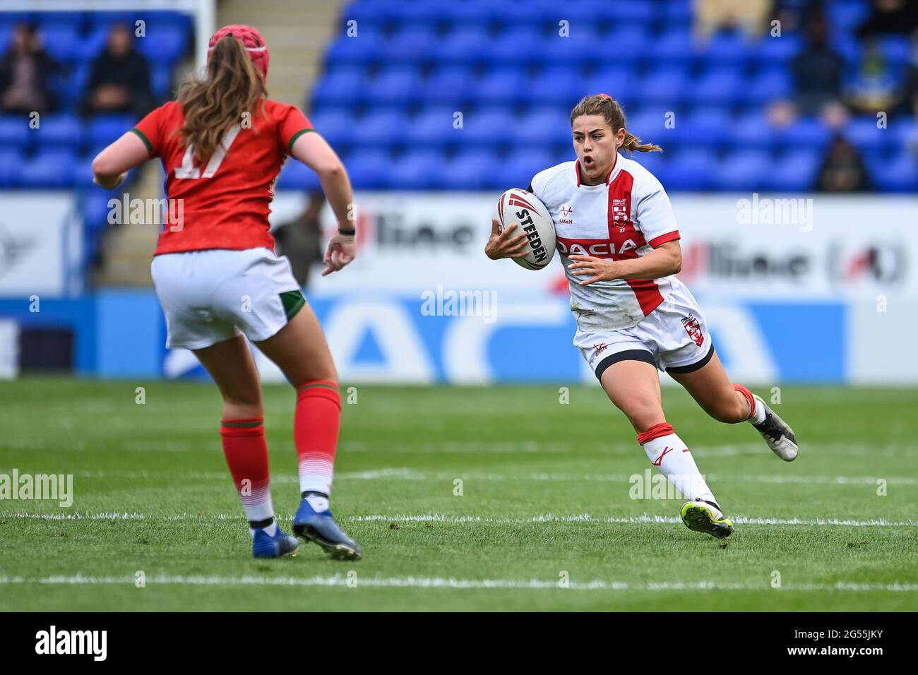 Vicky molyneux england hi-res stock photography and images - Alamy