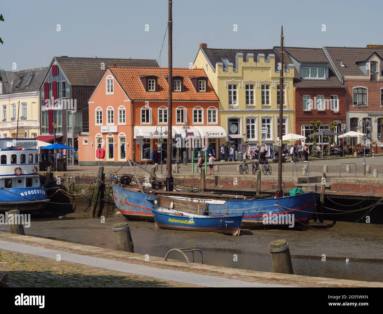 the city of husum at the north sea Stock Photo - Alamy